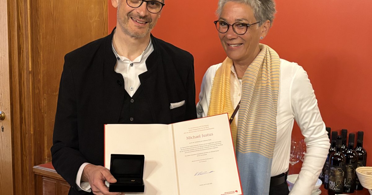 Goldene Nadel für Michael Justus